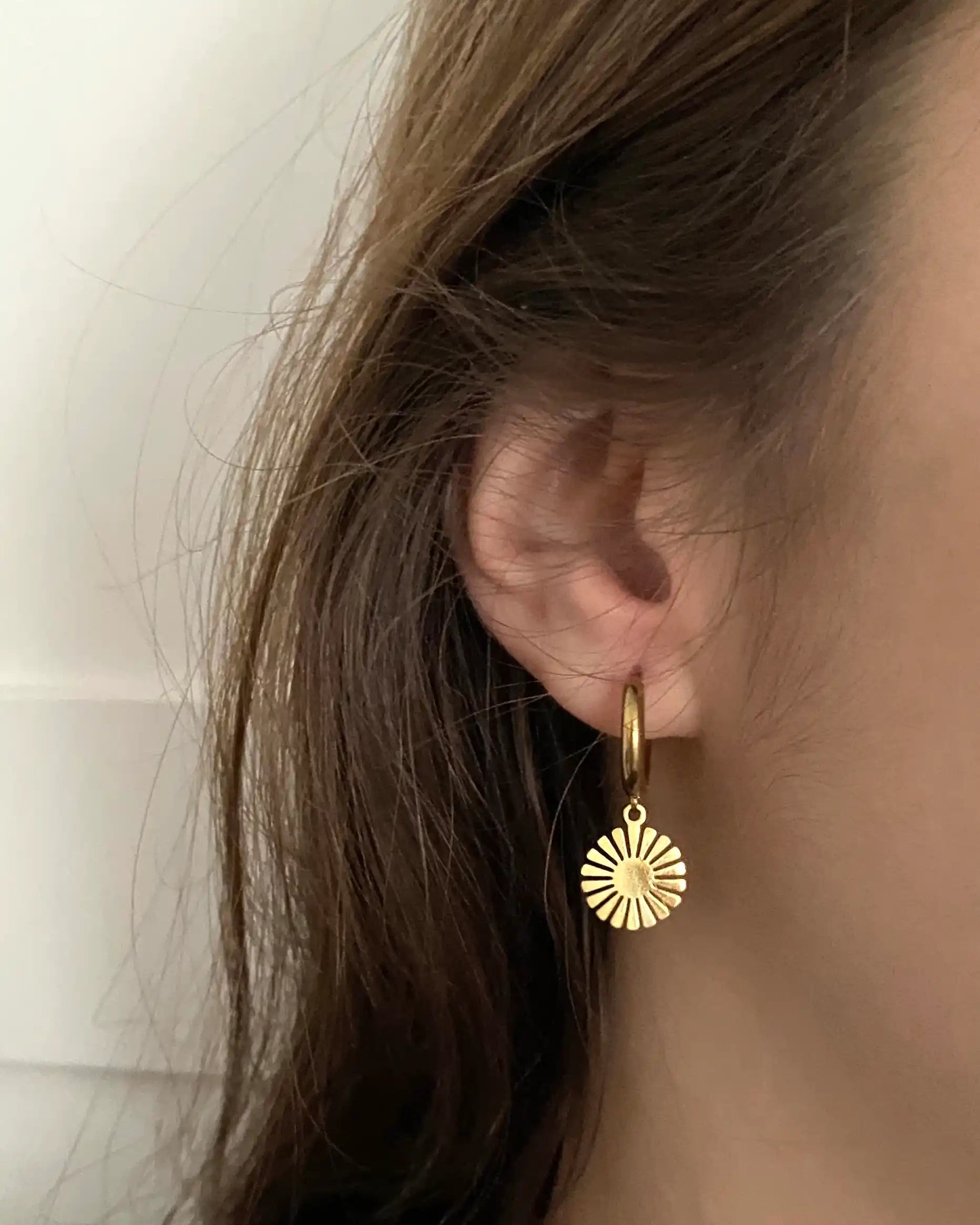 Aritos Mini Blossom – Clue Jewelry